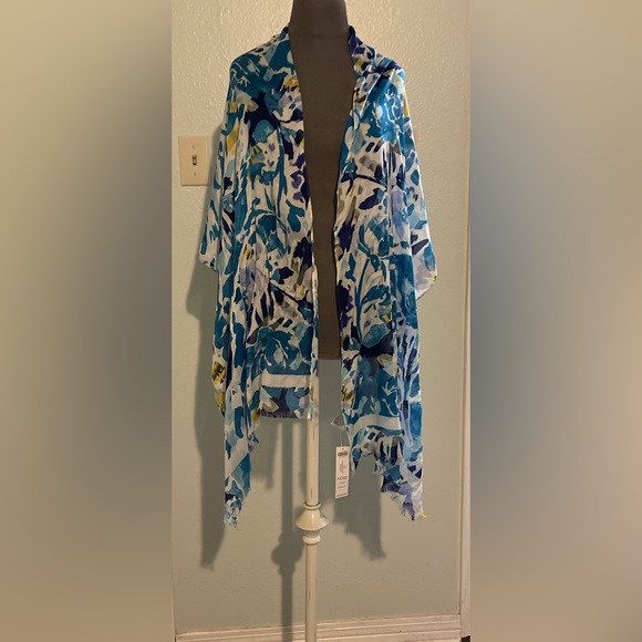 Chico's | Accessories | Chicos Nwt Modal Silk Blend Mixed Tropical ...